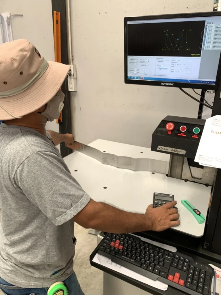 เกี่ยวกับเรา - WE SIGN LAB